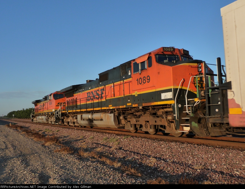 BNSF 1089 Westbound